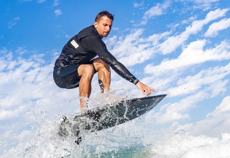 Catching the Perfect Wave: A Guide to Wakesurfing Etiquette